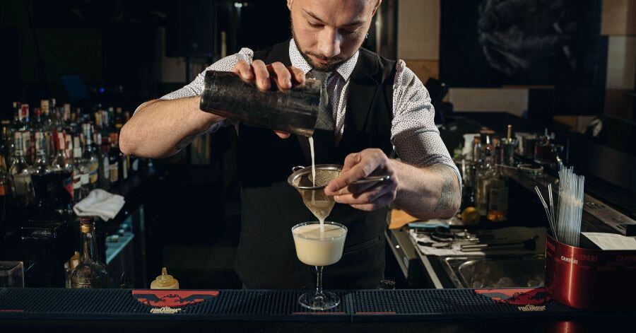 15 Bar Management Tips to Improve Profitability and Efficiency